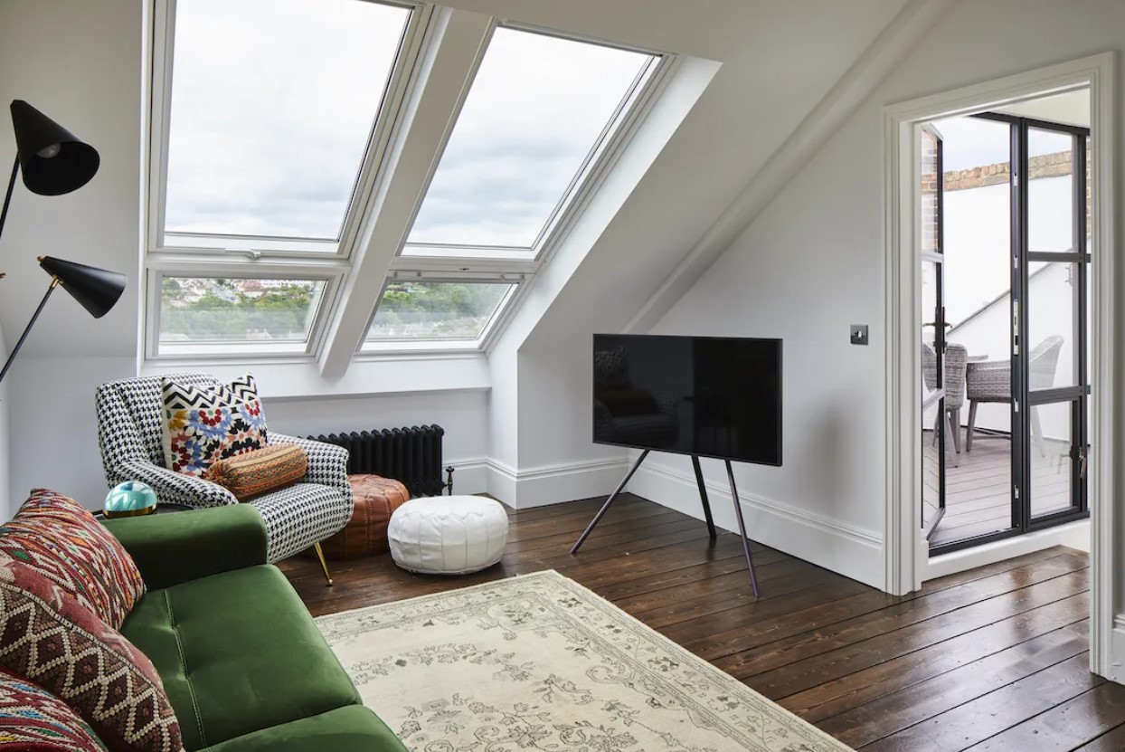 The Best Windows and Skylights for a Bungalow Loft Conversion